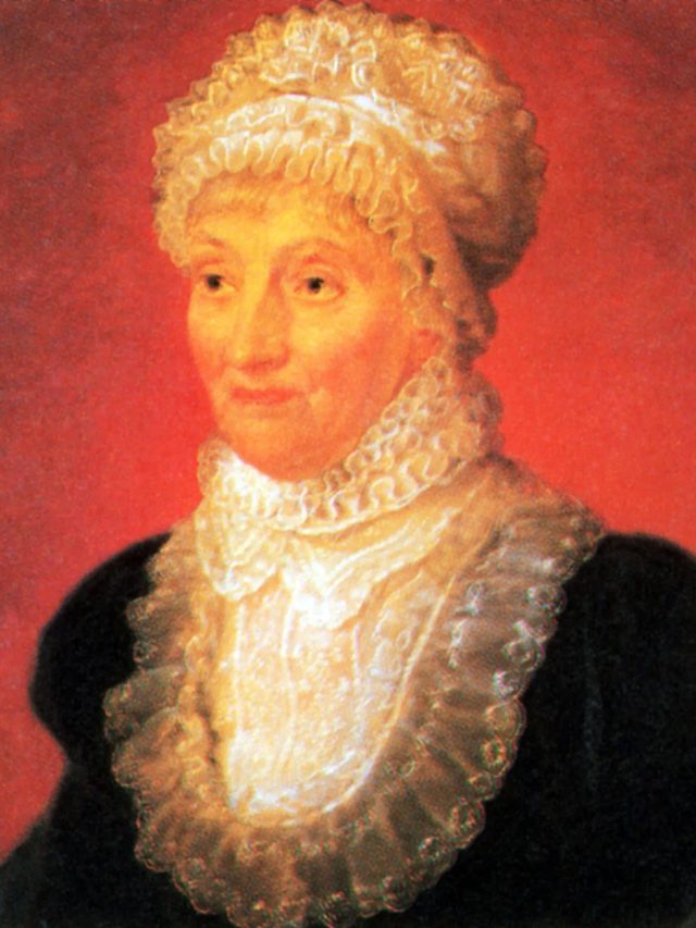 Famous Female Astronomers and Their Discoveries - The Women Achiever