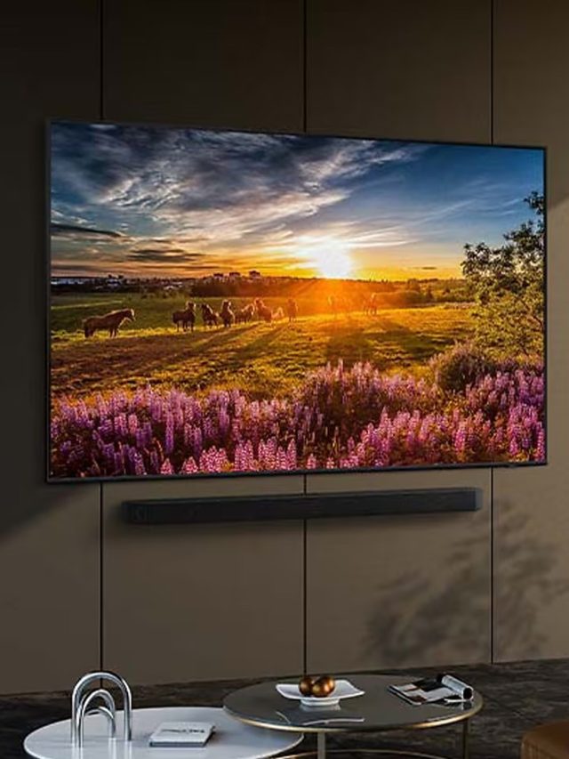 5 Best 32-Inch TVs for Small Spaces - The Women Achiever